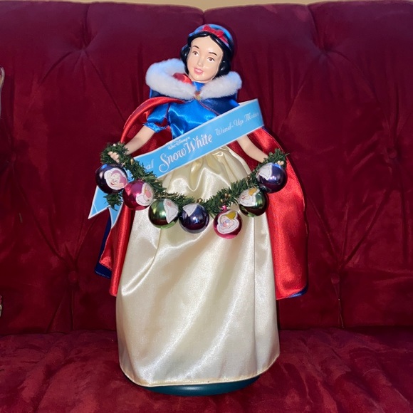 Disney | Holiday | Vintage Walt Disneys Musical Snow White Wind Up ...
